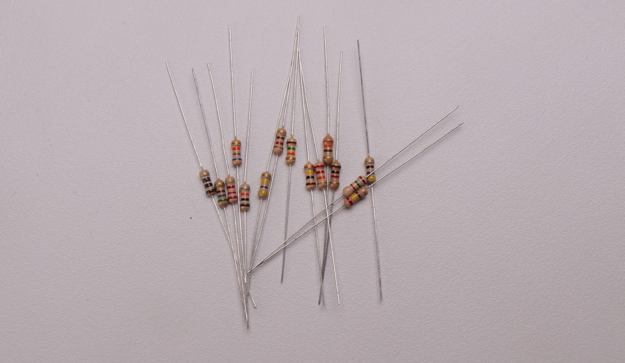 RESISTOR 2K2 OHM 1/4W 5% AXIAL – Loja Uninter