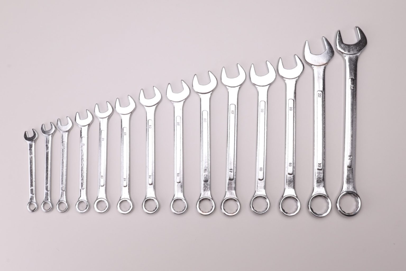 JOGO DE CHAVES COMBINADAS – 14 PEÇAS – Loja Uninter